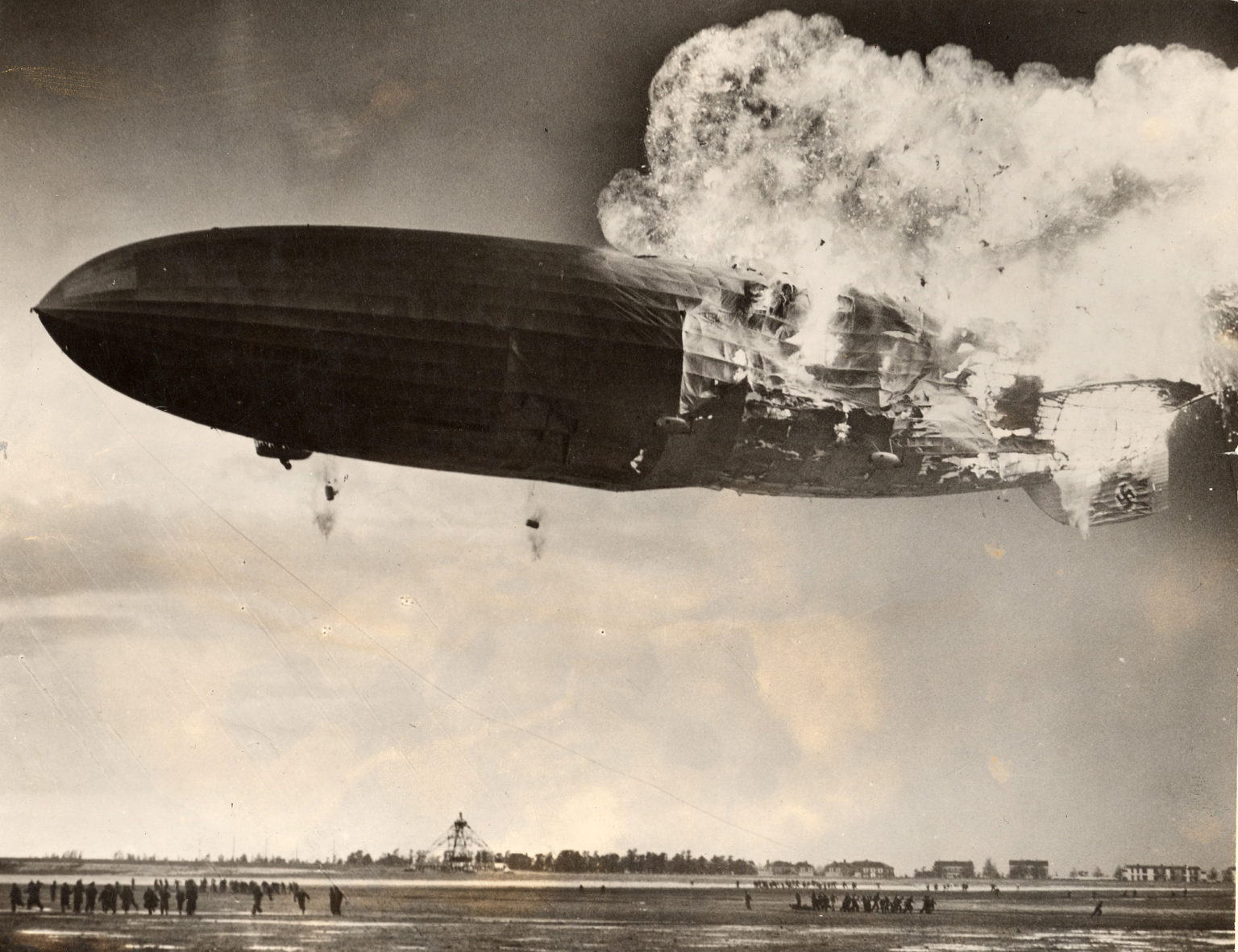 La desgracia de los Dirigibles – Culturamas